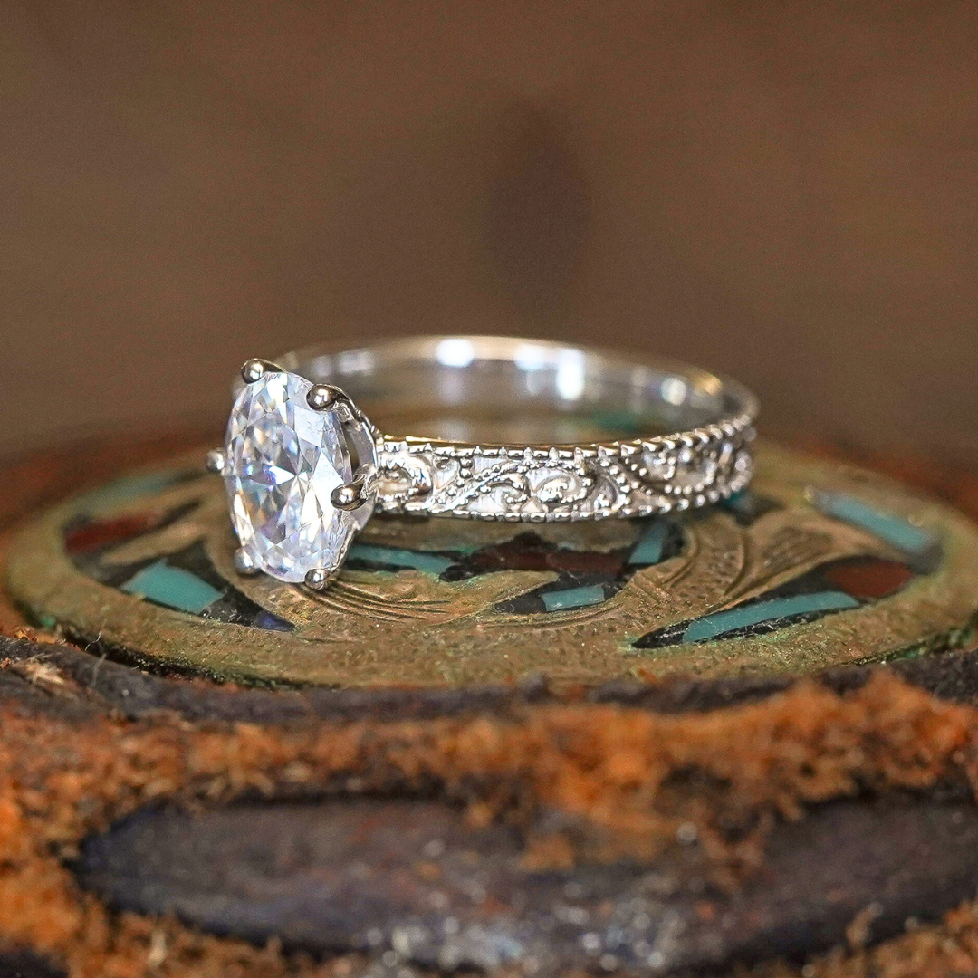 The Addison | Classy Western Style Round Cut Engagement Ring ...