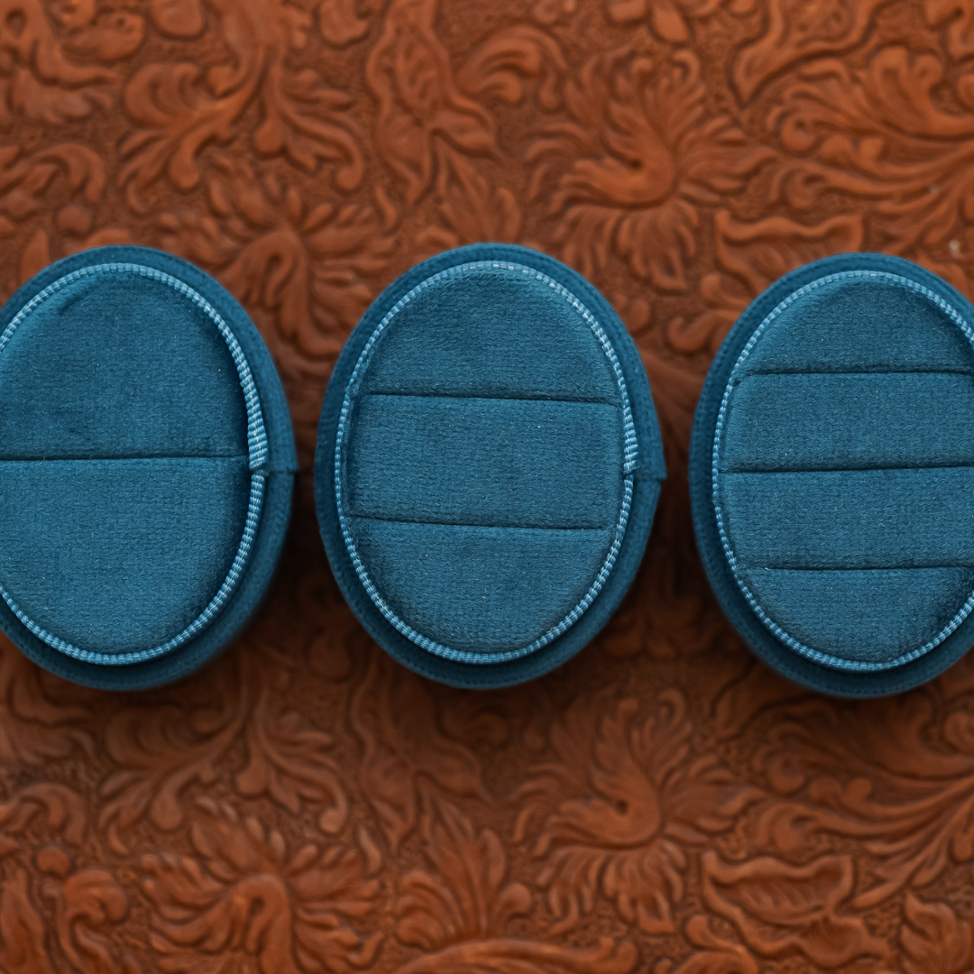 Velvet Oval Ring Box | Multi-Color Oval Velvet Ring Box – AntlerRings.com